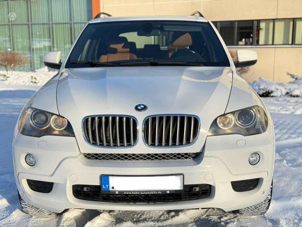 White BMW X5 2007 in Klaipeda, with an engine capacity of 2.99 L and mileage of 320 thousand km for 9700 €, photo 9 on AUTOMOTO.COM.LV