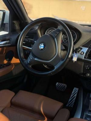 White BMW X5 2007 in Klaipeda, with an engine capacity of 2.99 L and mileage of 320 thousand km for 9800 €, photo 21 on AUTOMOTO.COM.LV