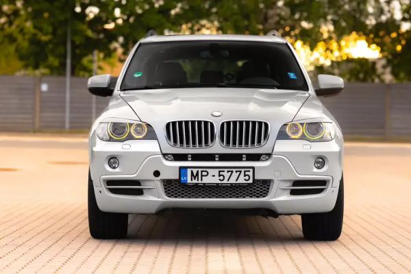 Balts BMW X5 2007 Jelgava, ar dzinēja tilpumu 3.00 L un nobraukumu 438 tūkst. km par 6900 €, foto 3 vietnē AUTOMOTO.COM.LV