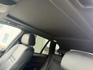 White BMW X5 2007 in Rezekne, with an engine capacity of 3.00 L and mileage of 290 thousand km for 7995 €, photo 12 on AUTOMOTO.COM.LV