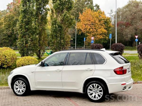 White BMW X5 2007 in Riga, with an engine capacity of 3.00 L and mileage of 0 thousand km for 6750 €, photo 5 on AUTOMOTO.COM.LV
