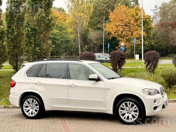 White BMW X5 2007 in Riga, with an engine capacity of 3.00 L and mileage of 0 thousand km for 6750 €, photo 10 on AUTOMOTO.COM.LV