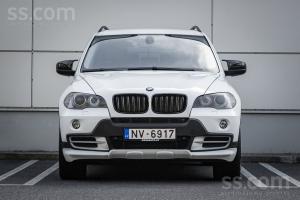Белый БМВ Х5 2007 в Рига, объемом двигателя 3.00 л и пробегом 338 тыс. км за 6950 €, фото 3 на AUTOMOTO.COM.LV