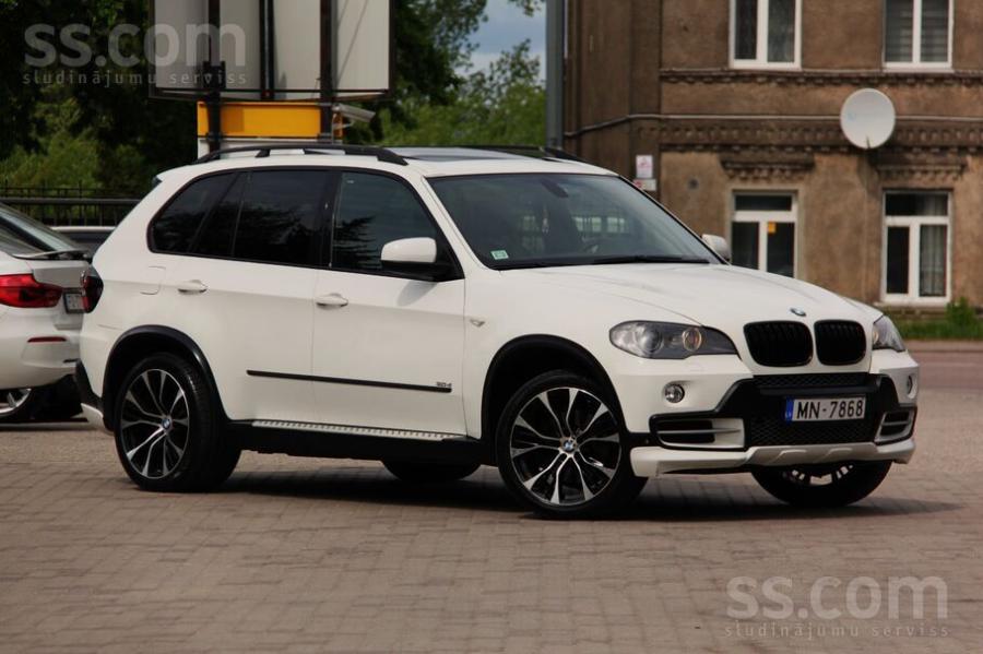 White BMW X5 2008 in Jelgava, with an engine capacity of 3.00 L and mileage of 0 thousand km for 33500 €, photo 3 on AUTOMOTO.COM.LV