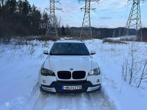 White BMW X5 2008 in Vilnius, with an engine capacity of 2.99 L and mileage of 402 thousand km for 6500 €, photo 3 on AUTOMOTO.COM.LV