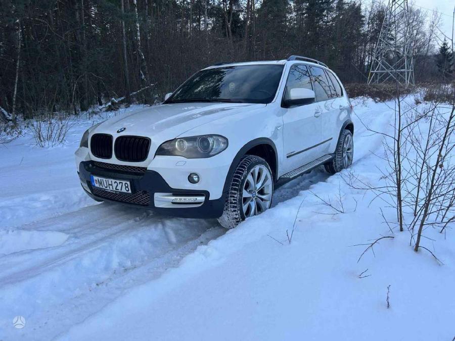 White BMW X5 2008 in Vilnius, with an engine capacity of 2.99 L and mileage of 402 thousand km for 6500 €, photo 7 on AUTOMOTO.COM.LV