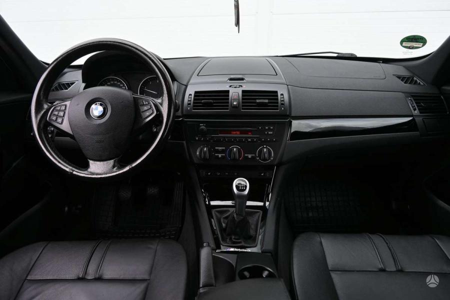 Balts BMW X5 2008 Kretinga, ar dzinēja tilpumu 2.00 L un nobraukumu 201 tūkst. km par 4999 €, foto 24 vietnē AUTOMOTO.COM.LV