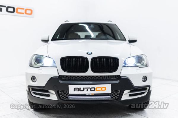 White BMW X5 2008 in Tallinn, with an engine capacity of 3.00 L and mileage of 301 thousand km for 7999 €, photo 3 on AUTOMOTO.COM.LV