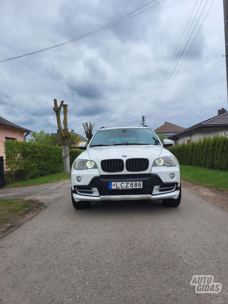 Balts BMW X5 2008 Klaipėda, ar dzinēja tilpumu 3.00 L un nobraukumu 271 tūkst. km par 5900 €, foto 3 vietnē AUTOMOTO.COM.LV