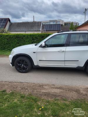 Balts BMW X5 2008 Klaipėda, ar dzinēja tilpumu 3.00 L un nobraukumu 271 tūkst. km par 5900 €, foto 4 vietnē AUTOMOTO.COM.LV