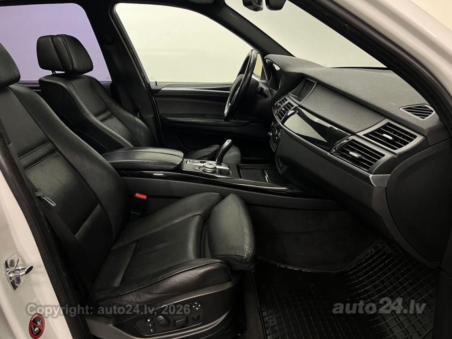 Balts BMW X5 2008 Pērnava, ar dzinēja tilpumu 3.00 L un nobraukumu 0 tūkst. km par 7490 €, foto 23 vietnē AUTOMOTO.COM.LV