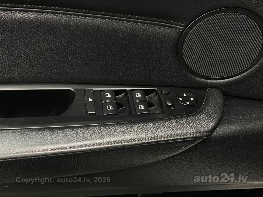 Balts BMW X5 2008 Pērnava, ar dzinēja tilpumu 3.00 L un nobraukumu 0 tūkst. km par 7490 €, foto 25 vietnē AUTOMOTO.COM.LV