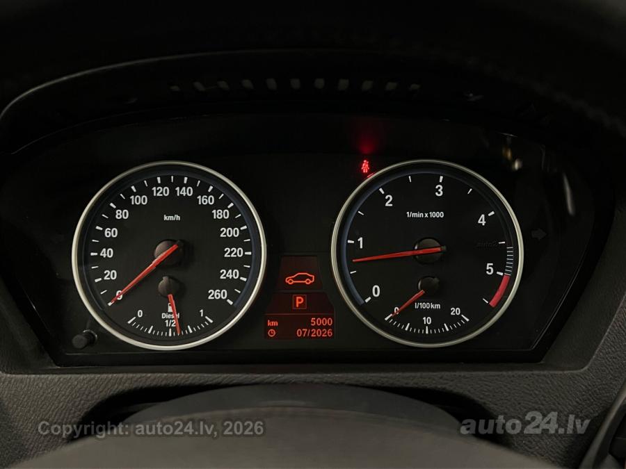 Balts BMW X5 2008 Pērnava, ar dzinēja tilpumu 3.00 L un nobraukumu 0 tūkst. km par 7490 €, foto 26 vietnē AUTOMOTO.COM.LV
