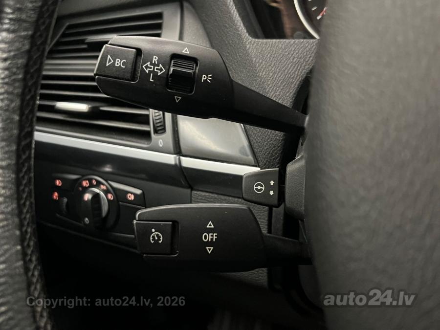 Balts BMW X5 2008 Pērnava, ar dzinēja tilpumu 3.00 L un nobraukumu 0 tūkst. km par 7490 €, foto 29 vietnē AUTOMOTO.COM.LV