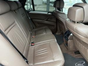 Белый БМВ Х5 2008 в Авиженяй, объемом двигателя 3.00 л и пробегом 371 тыс. км за 7500 €, фото 10 на AUTOMOTO.COM.LV
