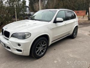 Белый БМВ Х5 2008 в Огре, объемом двигателя 3.00 л и пробегом 421 тыс. км за 7900 €, фото  на AUTOMOTO.COM.LV