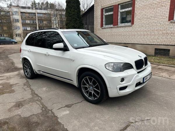 Balts BMW X5 2008 Ogre, ar dzinēja tilpumu 3.00 L un nobraukumu 421 tūkst. km par 7900 €, foto 2 vietnē AUTOMOTO.COM.LV