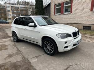 Белый БМВ Х5 2008 в Огре, объемом двигателя 3.00 л и пробегом 421 тыс. км за 7900 €, фото 3 на AUTOMOTO.COM.LV