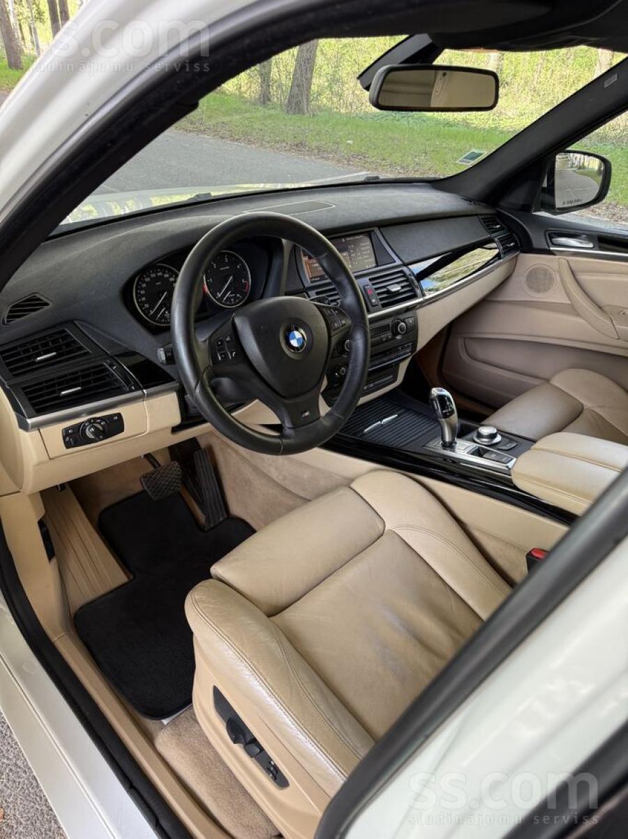 White BMW X5 2008 in Riga, with an engine capacity of 3.00 L and mileage of 315 thousand km for 9995 €, photo 20 on AUTOMOTO.COM.LV