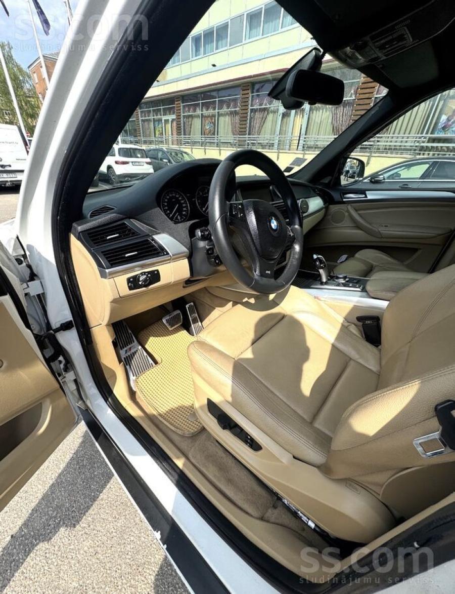 White BMW X5 2008 in Daugavpils, with an engine capacity of 3.00 L and mileage of 300 thousand km for 7250 €, photo 6 on AUTOMOTO.COM.LV