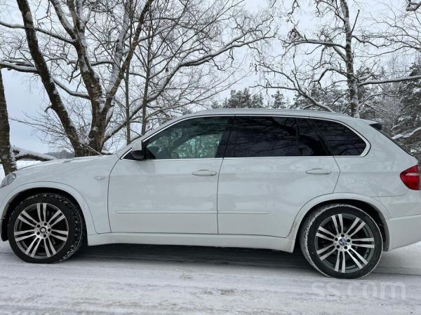 White BMW X5 2008 in Jekabpils, with an engine capacity of 4.80 L and mileage of 182 thousand km for 10000 €, photo 4 on AUTOMOTO.COM.LV