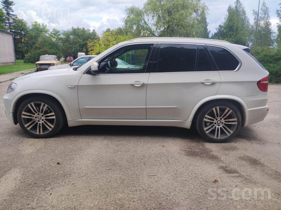 Белый БМВ Х5 2008 в Екабпилс, объемом двигателя 4.80 л и пробегом 182 тыс. км за 10000 €, фото 10 на AUTOMOTO.COM.LV