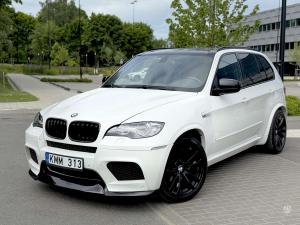 Balts BMW X5 2008 Viļņa, ar dzinēja tilpumu 3.00 L un nobraukumu 295 tūkst. km par 10900 €, foto  vietnē AUTOMOTO.COM.LV