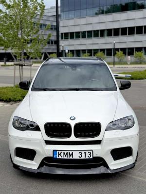 White BMW X5 2008 in Vilnius, with an engine capacity of 3.00 L and mileage of 295 thousand km for 10900 €, photo 4 on AUTOMOTO.COM.LV
