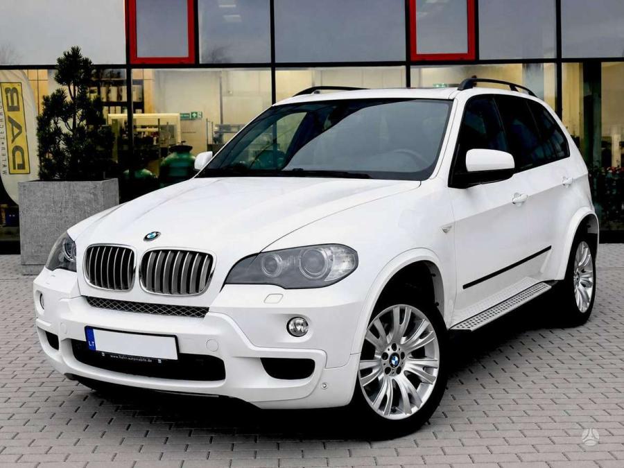 White BMW X5 2008 in Klaipeda, with an engine capacity of 2.99 L and mileage of 288 thousand km for 9700 €, photo 4 on AUTOMOTO.COM.LV