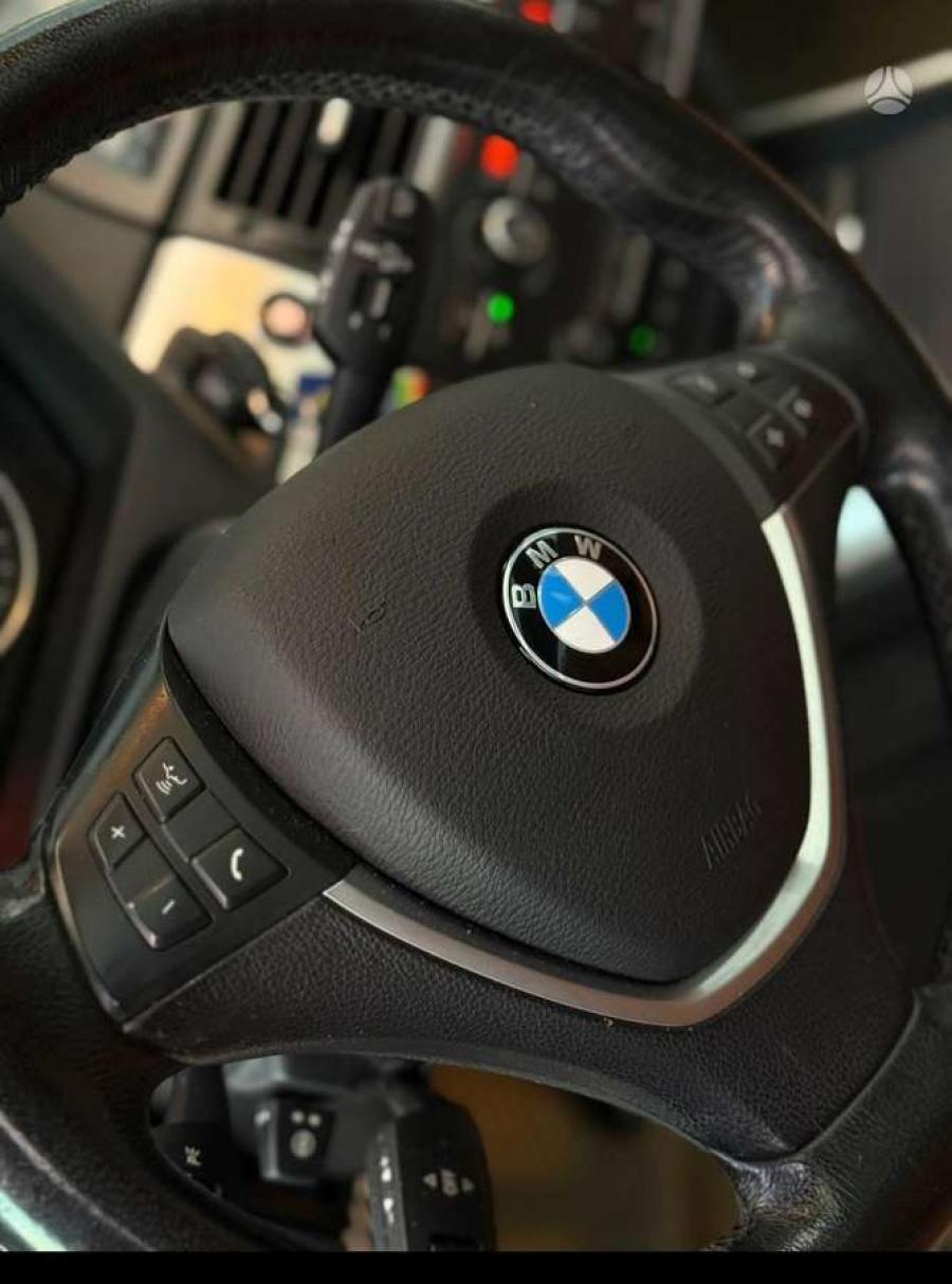 Balts BMW X5 2008 Klaipėda, ar dzinēja tilpumu 2.99 L un nobraukumu 288 tūkst. km par 9700 €, foto 16 vietnē AUTOMOTO.COM.LV