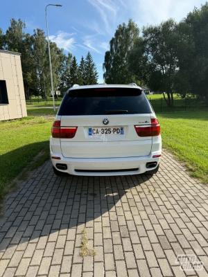 Balts BMW X5 2008 Tauragė, ar dzinēja tilpumu 3.50 L un nobraukumu 277 tūkst. km par 8450 €, foto 4 vietnē AUTOMOTO.COM.LV