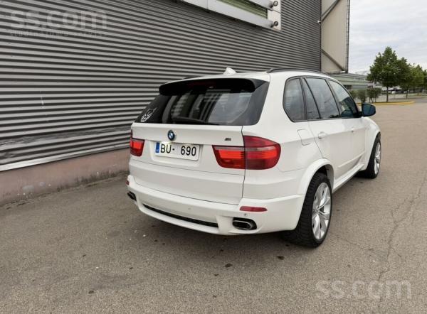 Balts BMW X5 2008 Rīga, ar dzinēja tilpumu 3.00 L un nobraukumu 244 tūkst. km par 8299 €, foto 7 vietnē AUTOMOTO.COM.LV