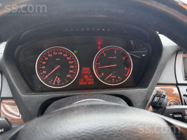 Balts BMW X5 2008 Rīga, ar dzinēja tilpumu 3.00 L un nobraukumu 244 tūkst. km par 8299 €, foto 8 vietnē AUTOMOTO.COM.LV