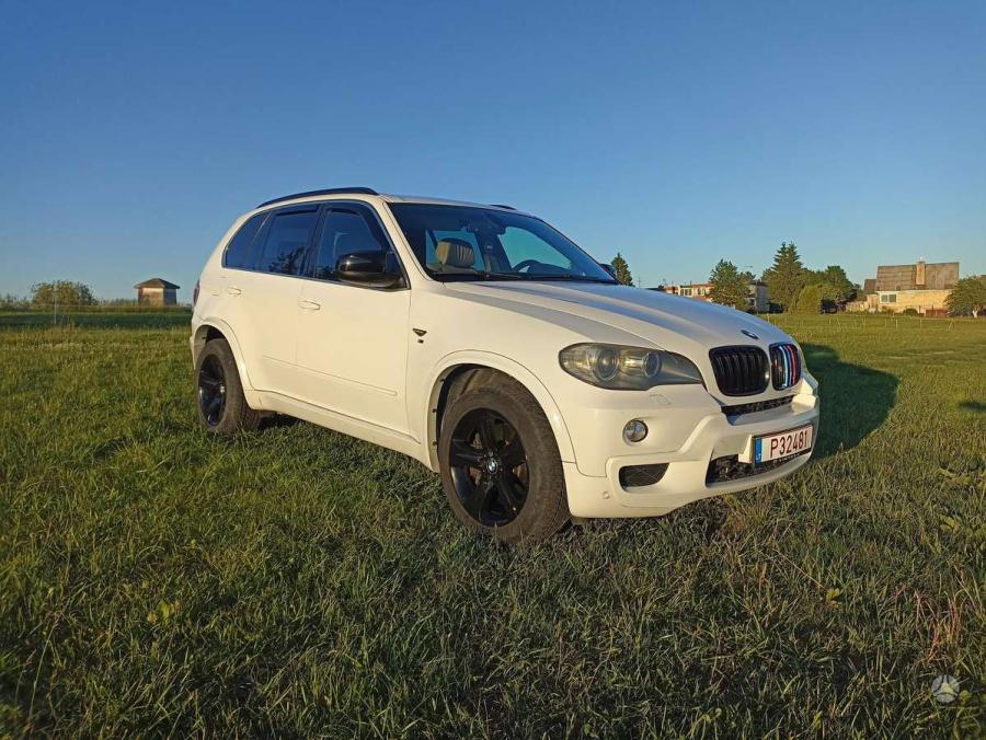 Balts BMW X5 2008 Šauļi, ar dzinēja tilpumu 2.99 L un nobraukumu 313 tūkst. km par 8500 €, foto 6 vietnē AUTOMOTO.COM.LV
