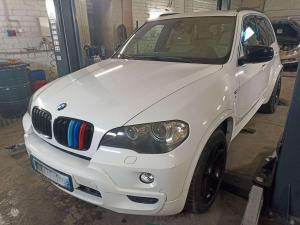 Balts BMW X5 2008 Šauļi, ar dzinēja tilpumu 2.99 L un nobraukumu 313 tūkst. km par 8500 €, foto 12 vietnē AUTOMOTO.COM.LV