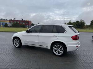 White BMW X5 2008 in Telschi, with an engine capacity of 2.99 L and mileage of 264 thousand km for 9700 €, photo 4 on AUTOMOTO.COM.LV