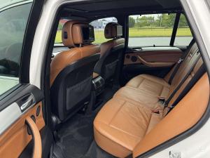 White BMW X5 2008 in Telschi, with an engine capacity of 2.99 L and mileage of 264 thousand km for 9700 €, photo 20 on AUTOMOTO.COM.LV