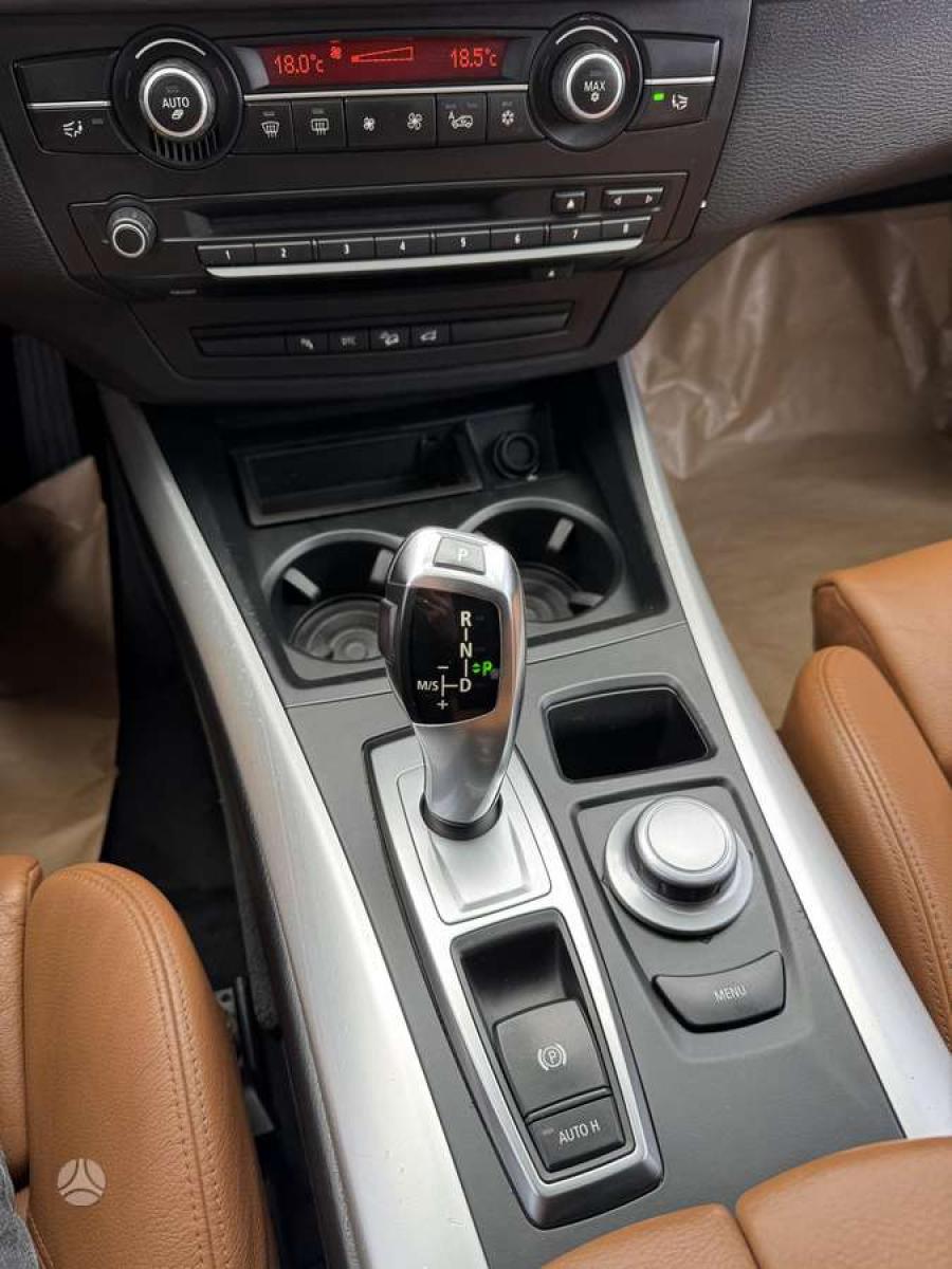 White BMW X5 2008 in Telschi, with an engine capacity of 2.99 L and mileage of 264 thousand km for 9700 €, photo 30 on AUTOMOTO.COM.LV