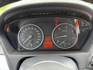 White BMW X5 2008 in Telschi, with an engine capacity of 2.99 L and mileage of 264 thousand km for 9700 €, photo 37 on AUTOMOTO.COM.LV