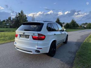 White BMW X5 2008 in Utena, with an engine capacity of 2.99 L and mileage of 194 thousand km for 8950 €, photo 7 on AUTOMOTO.COM.LV