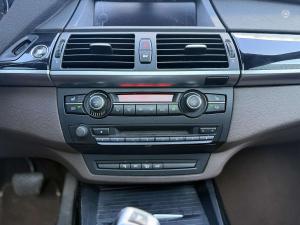 White BMW X5 2008 in Vilnius, with an engine capacity of 3.00 L and mileage of 336 thousand km for 11500 €, photo 20 on AUTOMOTO.COM.LV