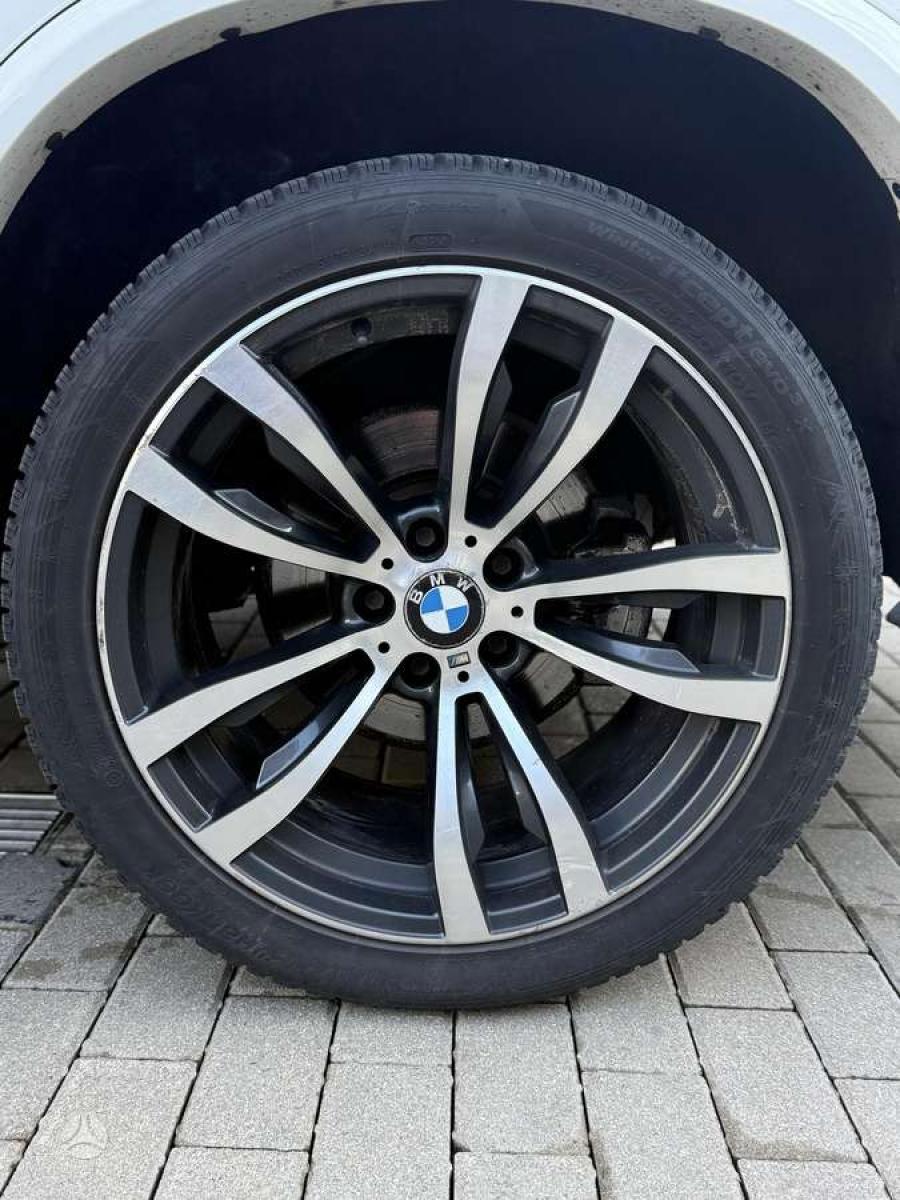 White BMW X5 2008 in Vilnius, with an engine capacity of 3.00 L and mileage of 336 thousand km for 11500 €, photo 30 on AUTOMOTO.COM.LV