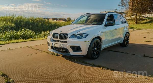Balts BMW X5 2008 Daugavpils, ar dzinēja tilpumu 3.00 L un nobraukumu 362 tūkst. km par 11950 €, foto 1 vietnē AUTOMOTO.COM.LV
