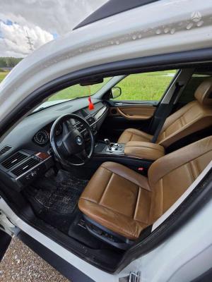 Balts BMW X5 2008 Kretinga, ar dzinēja tilpumu 3.00 L un nobraukumu 241 tūkst. km par 8300 €, foto 7 vietnē AUTOMOTO.COM.LV