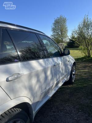 White BMW X5 2008 in Kaunas, with an engine capacity of 3.00 L and mileage of 350 thousand km for 8000 €, photo 24 on AUTOMOTO.COM.LV