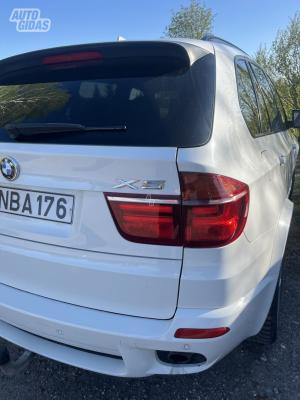White BMW X5 2008 in Kaunas, with an engine capacity of 3.00 L and mileage of 350 thousand km for 8000 €, photo 26 on AUTOMOTO.COM.LV