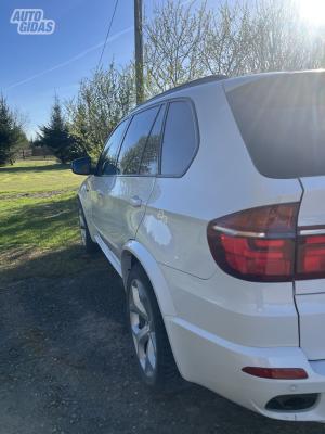 White BMW X5 2008 in Kaunas, with an engine capacity of 3.00 L and mileage of 350 thousand km for 8000 €, photo 29 on AUTOMOTO.COM.LV