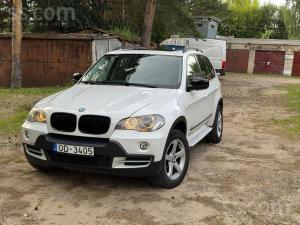 White BMW X5 2008 in Riga, with an engine capacity of 3.00 L and mileage of 275 thousand km for 9800 €, photo  on AUTOMOTO.COM.LV