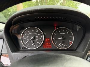 White BMW X5 2008 in Riga, with an engine capacity of 3.00 L and mileage of 274 thousand km for 9500 €, photo 9 on AUTOMOTO.COM.LV