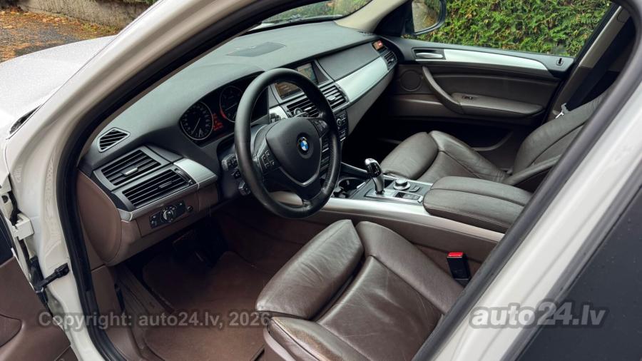 Белый БМВ Х5 2008 в Таллин, объемом двигателя 3.00 л и пробегом 482 тыс. км за 5800 €, фото 8 на AUTOMOTO.COM.LV